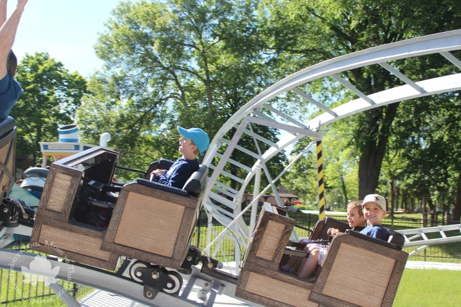 Visit Centreville Amusement Park - Mom vs the Boys