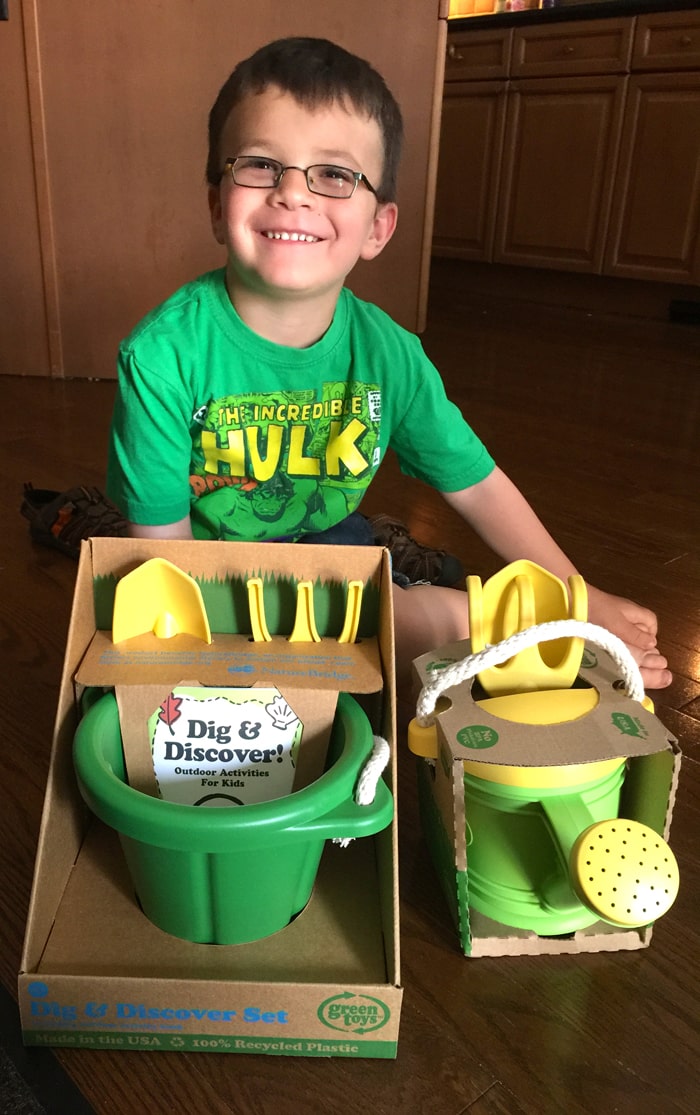Green Toys are FUN toys! - Mom vs the Boys